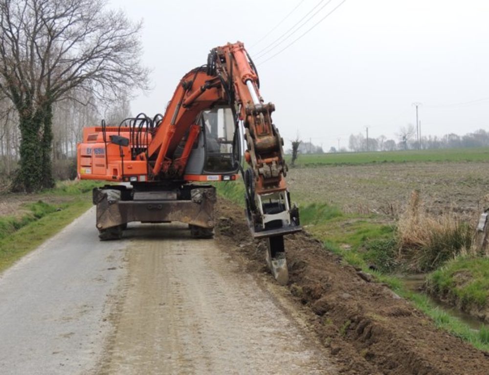 pelle Rail Route | SAS Besnier Location